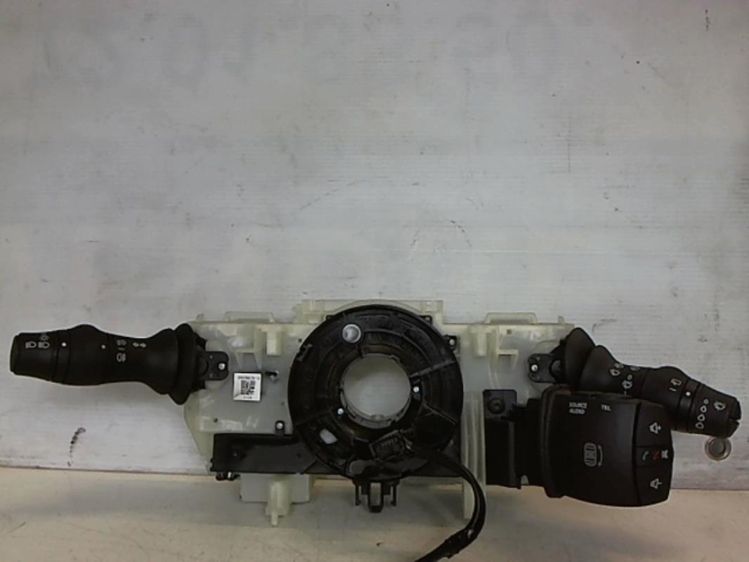 Com (Bloc Contacteur Tournant+Commodo Essuie Glace+Commodo Phare ...