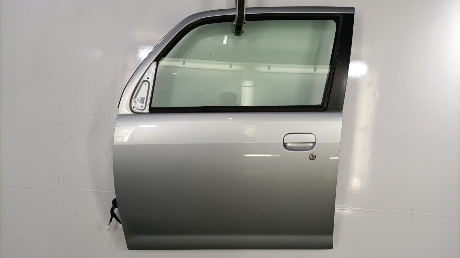 Porte avant gauche DAIHATSU TREVIS Essence | Dubourg Automobiles