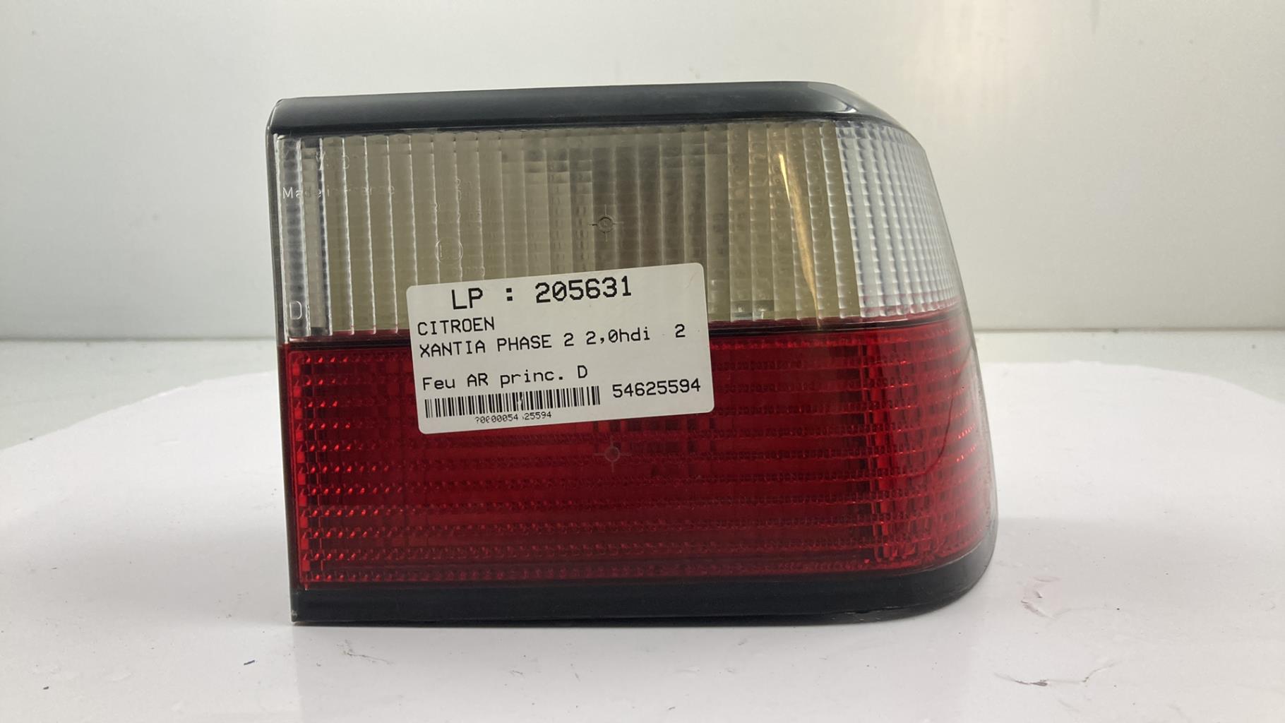Feu arriere principal droit (feux) CITROEN XANTIA PHASE 2 Diesel ...