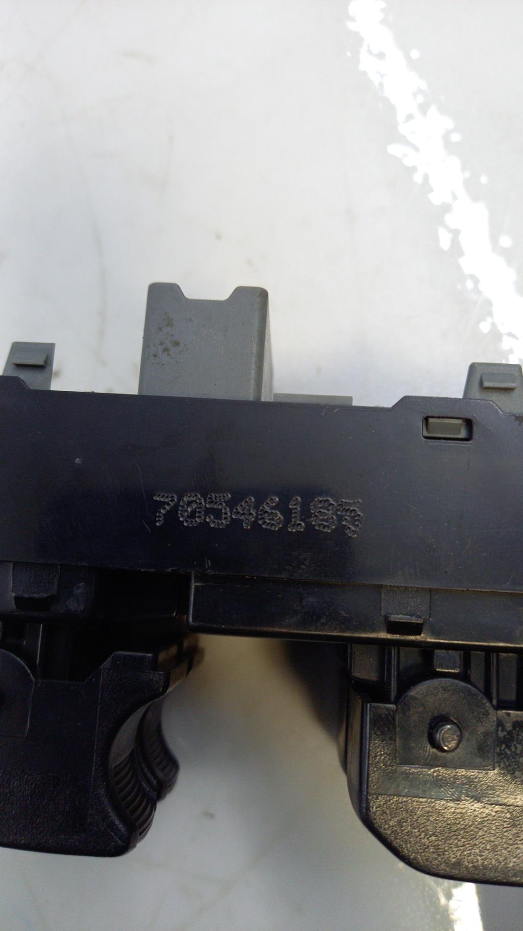 Interrupteur de leve vitre CHEVROLET SPARK PHASE 1 Essence/GPL ...
