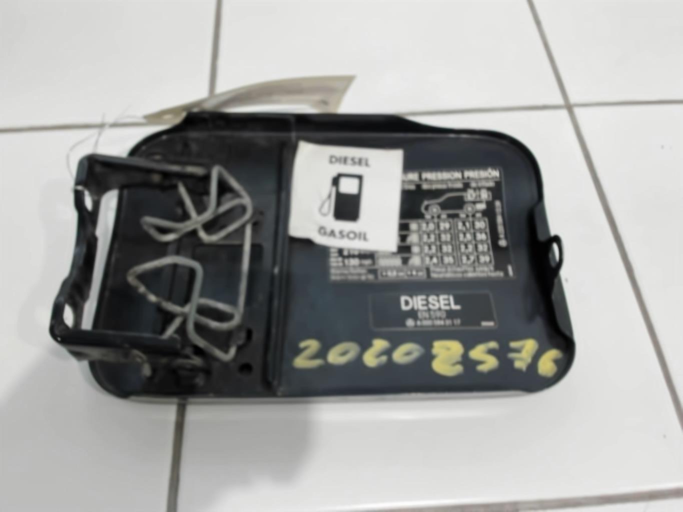 Trappe d'essence MERCEDES CLASSE S 220 Diesel | Alberdi